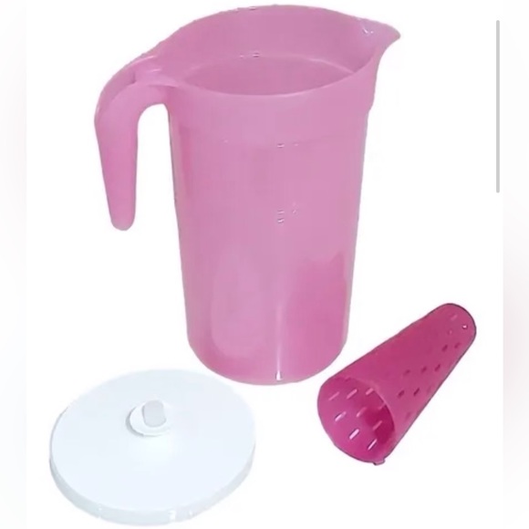 Tupperware | Kitchen | Tupperware Jumbo 4 Liter Pitcher Pink | Poshmark